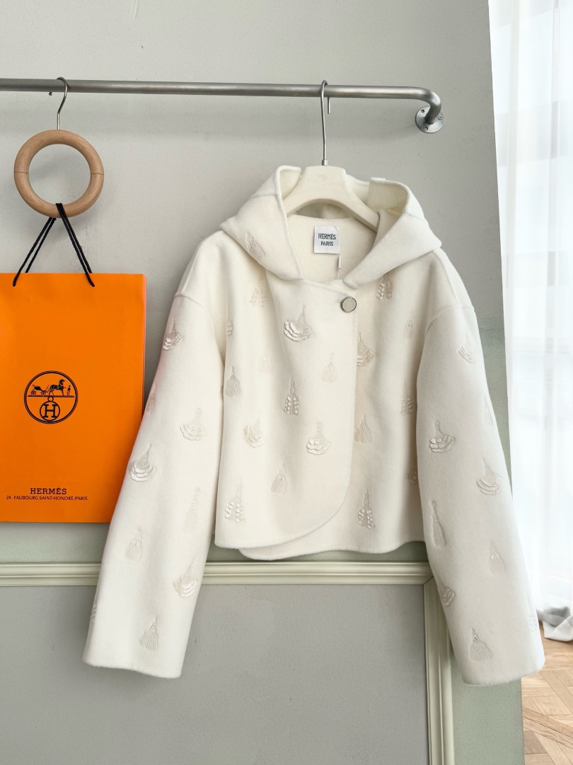 Hermes Heavy duty Hand Embroidered Hooded Short Coat, Women's Fashion ...