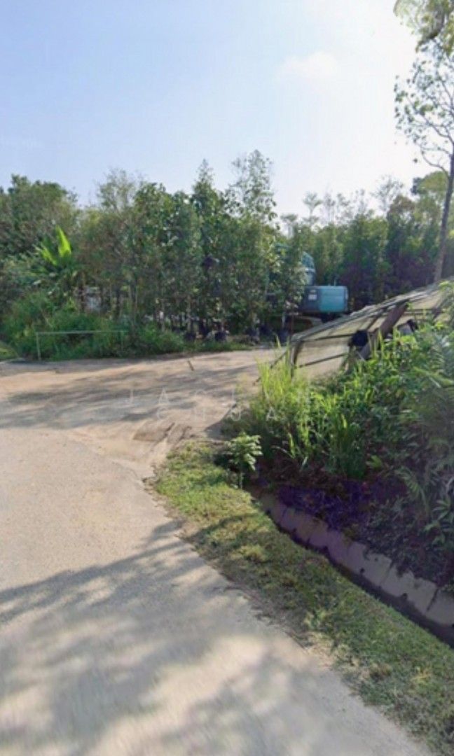 NO AGENT FEE: Very Large and Rare Open Yard at Seletar West Farmway for ...