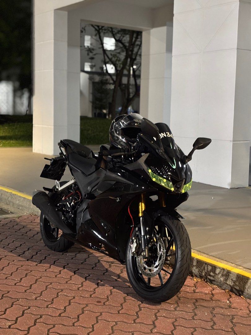 Yamaha R15V3 (09/ 2028), Motorcycles, Motorcycles for Sale, Class 2B on Carousell