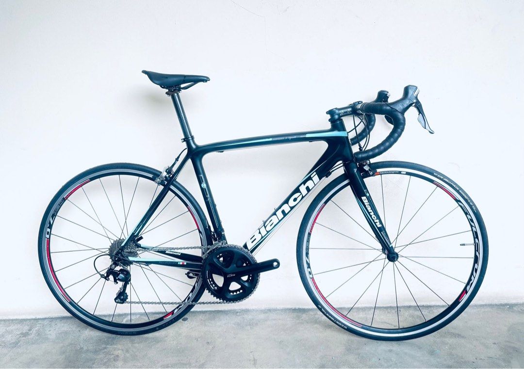 Bianchi Carbon Road Bike, Sports Equipment, Bicycles & Parts, Bicycles on Carousell