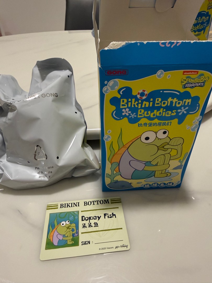 Bikini Bottom Buddies Dopey Fish Figure, Hobbies & Toys, Toys & Games ...