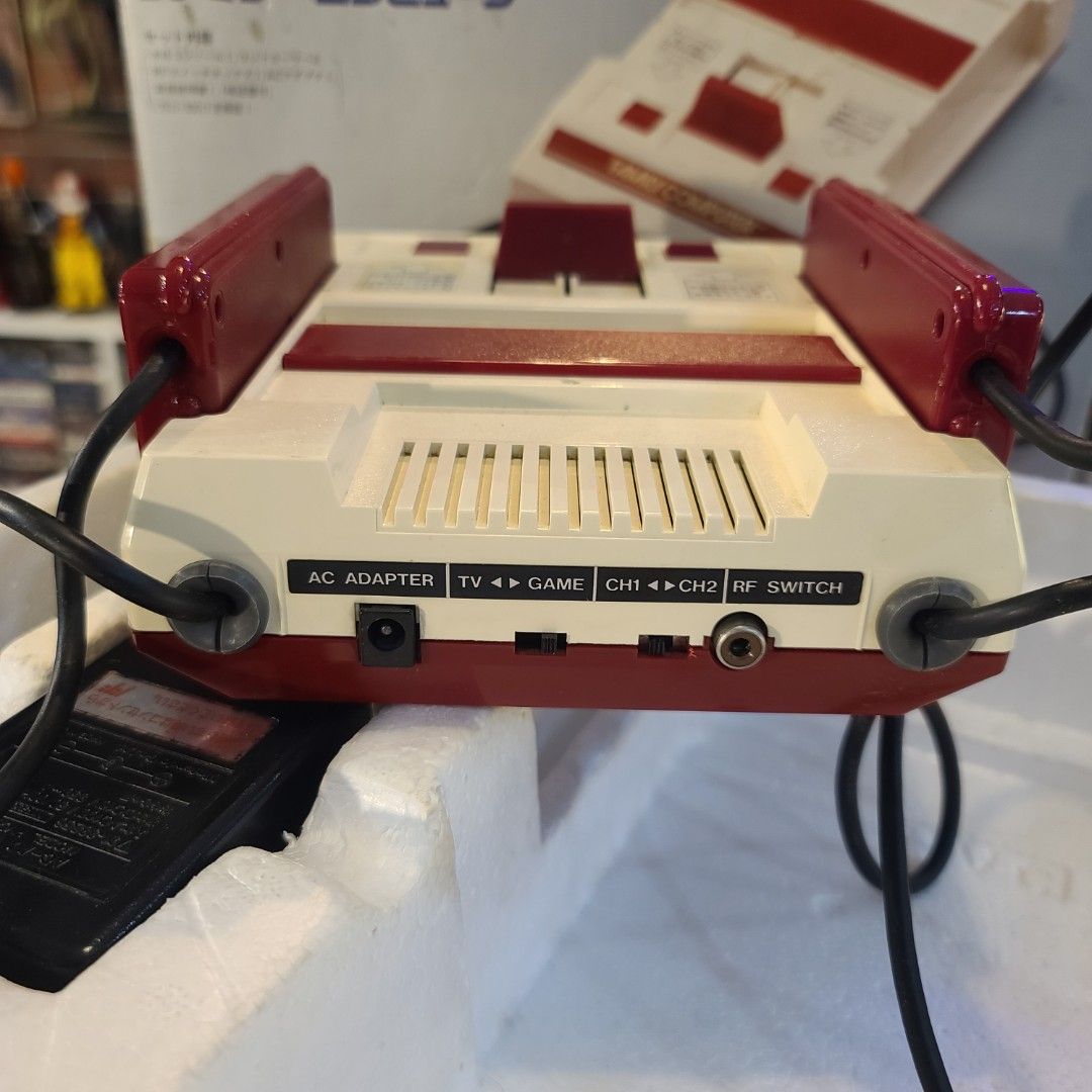 Family Computer Video Game Console Set [Nintendo, Famicom] 110v/Japan, CIB with 7 Games - Pre ...