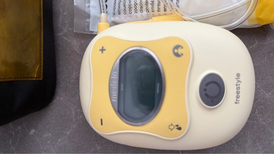 Medela Freestyle Breast Pump Set, Babies & Kids, Nursing & Feeding ...