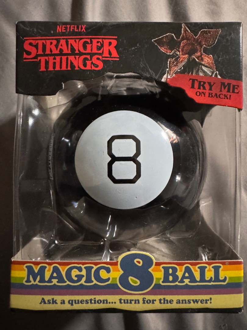 Netflix Stranger Things 怪奇物語 MATTEL 魔術8號球 Magic 8 ball, 興趣及遊戲, 玩具 & 遊戲類 ...