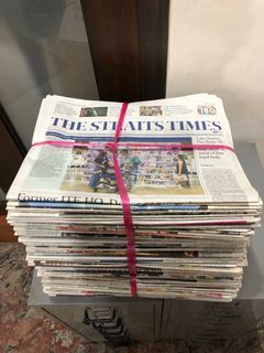 5kg bundle old newspapers, Everything Else on Carousell