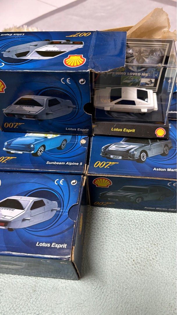 Shell 007 James Bond Diecast Car Collection, Hobbies & Toys, Toys ...