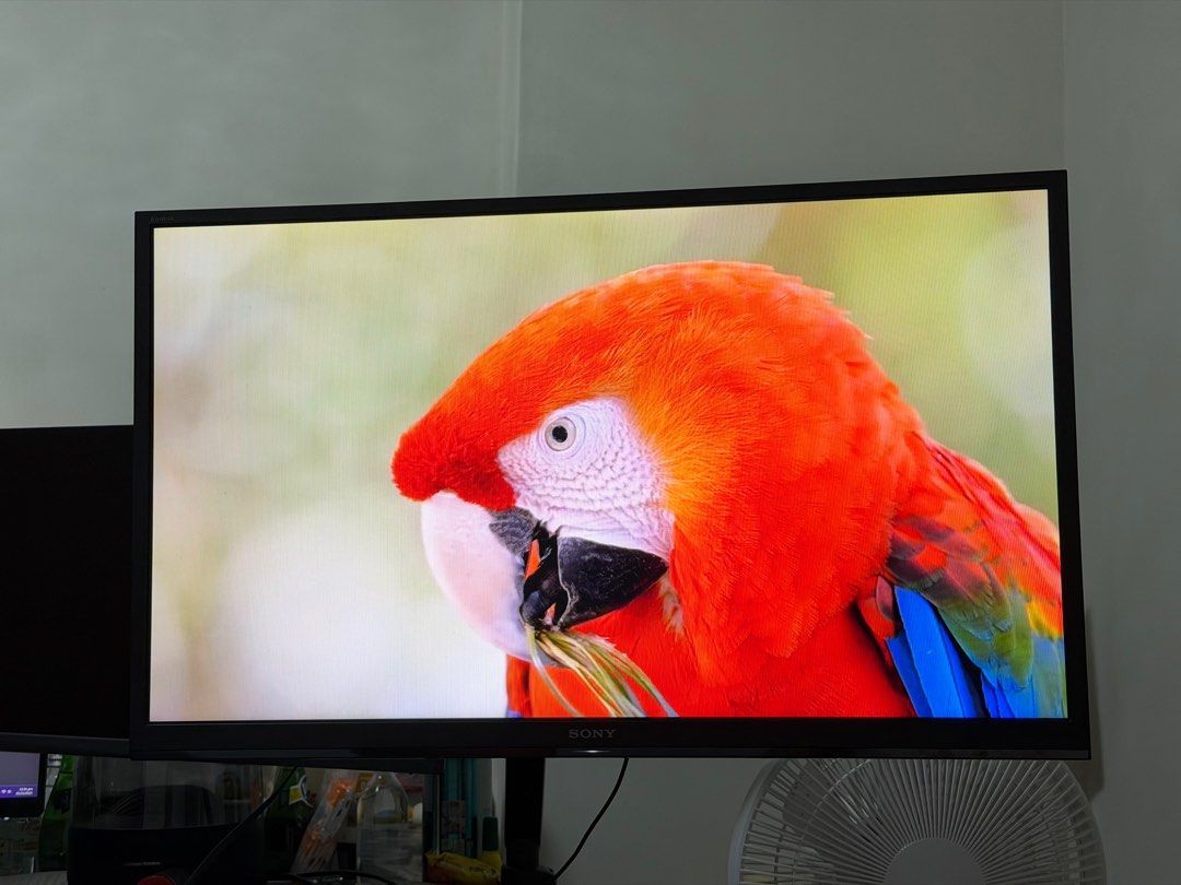 Sony KDL-32W610E 32-inch smart LED TV (rarely use), TV & Home Appliances, TV & Entertainment, TV ...