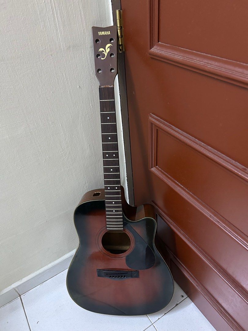 Yamaha guitar carcass, Hobbies & Toys, Musical Instruments on Carousell