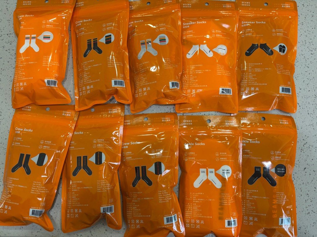 台灣711 日本BEAMS DESIGN 7-11 合作款 男女通用 襪子 全系列 全新品, 他的時尚, 手錶及配件, 襪子在旋轉拍賣