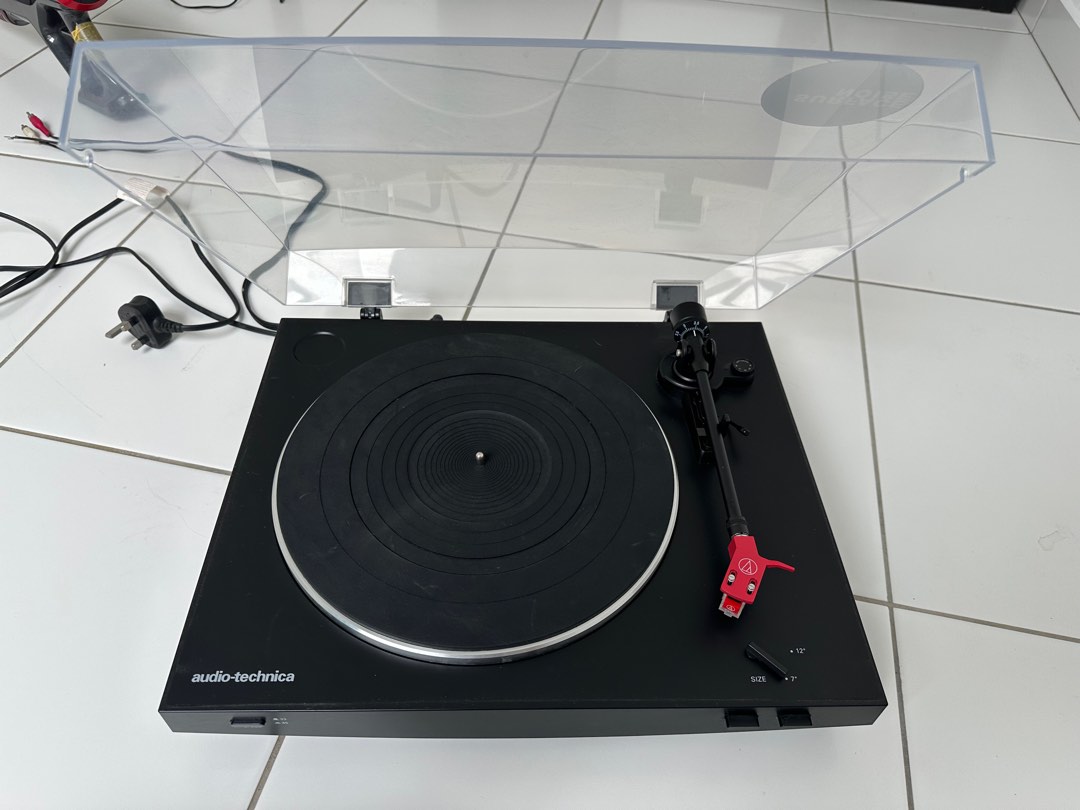 Audio-Technica AT-LP3 Turntable, Hobbies & Toys, Music & Media, Vinyls ...