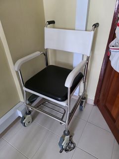 Mobile Commode Chair with Wheels, Health & Nutrition, Assistive ...