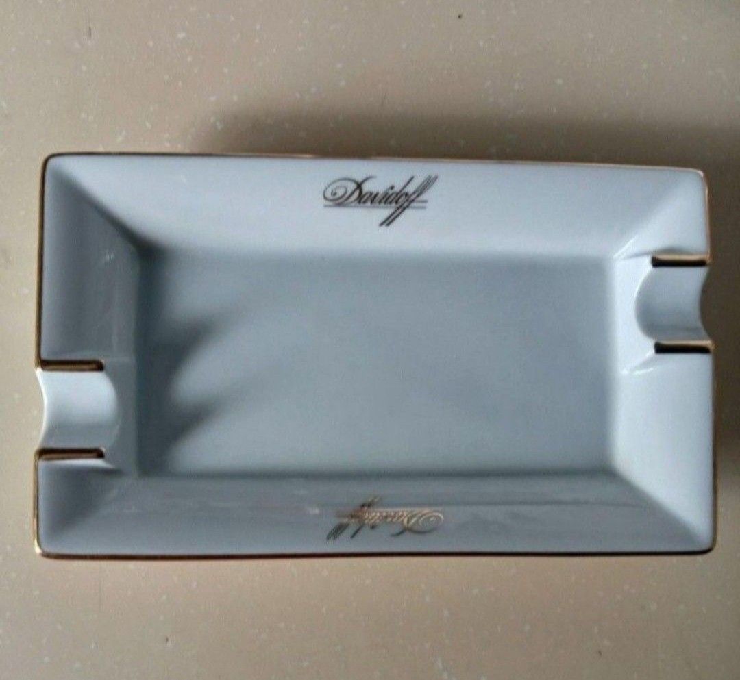 Davidoff Ashtray Bone Porcelain White/Gold Small 大衛杜夫 davidoff 小型 雪茄 ...