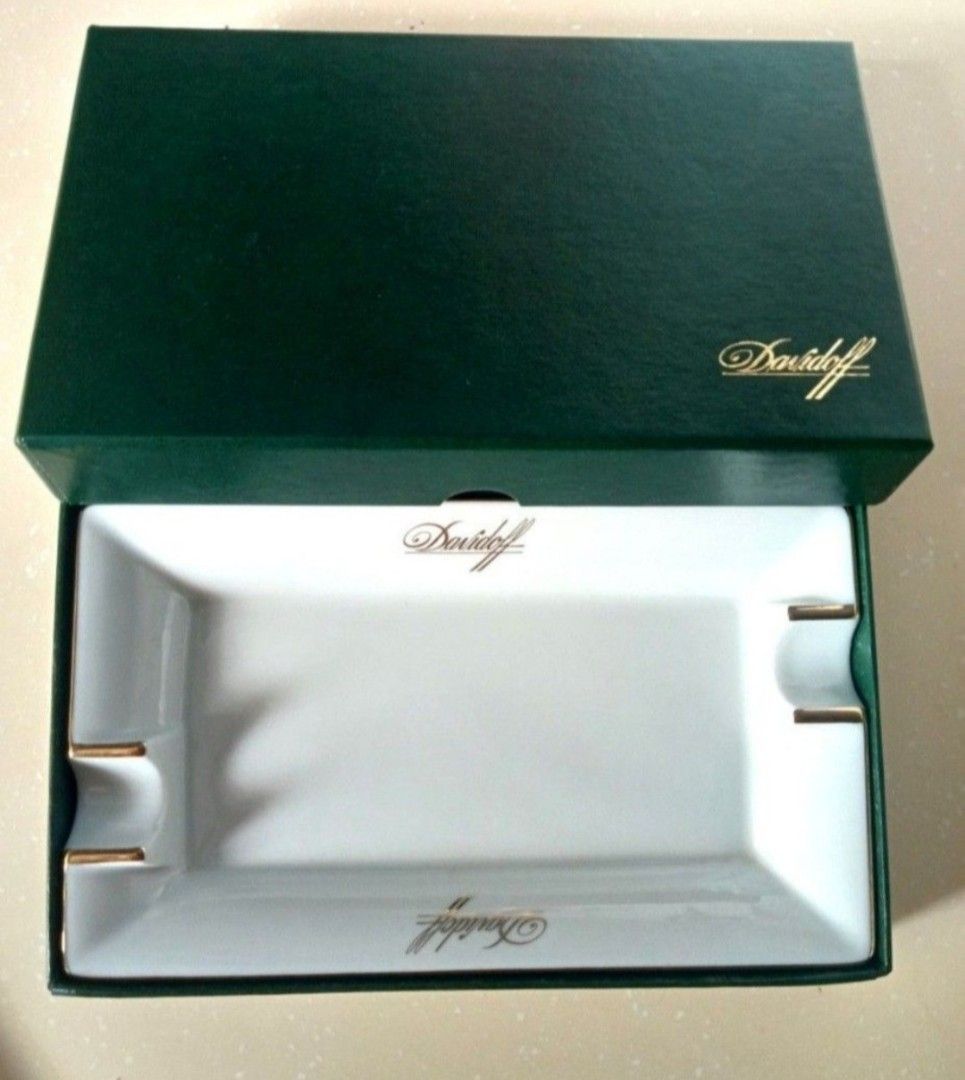 Davidoff Ashtray Bone Porcelain White/Gold Small 大衛杜夫 davidoff 小型 雪茄 ...