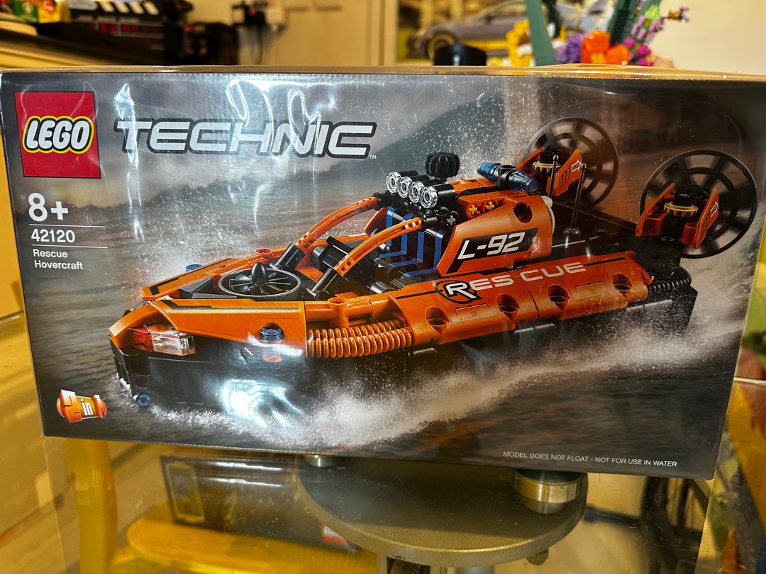 Lego Technic 42120 Rescue Hovercraft, 興趣及遊戲, 玩具 & 遊戲類 - Carousell