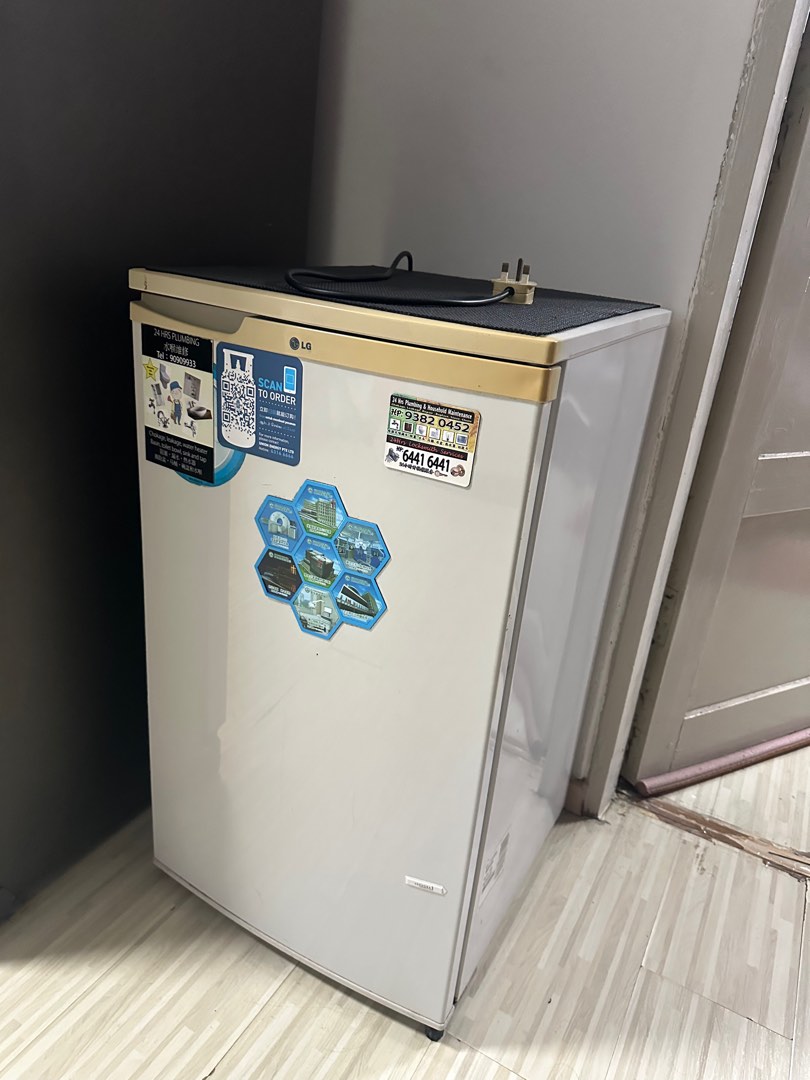 LG Mini Refrigerator - Working Condition, TV & Home Appliances, Kitchen ...