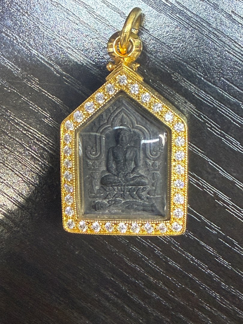 Lp Chamnan Khunpean, Hobbies & Toys, Religious Items on Carousell