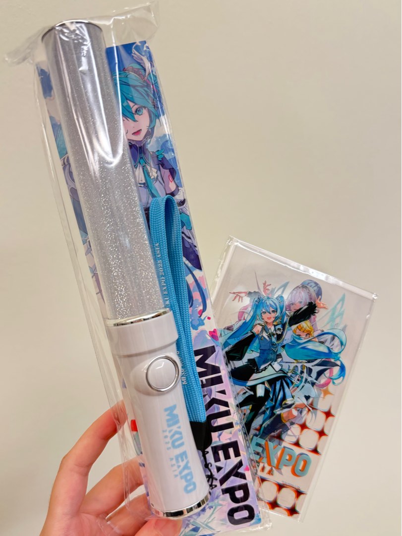 Miku Expo 2025 Asia Glowstick / Lightstick & Film Set, Hobbies & Toys ...