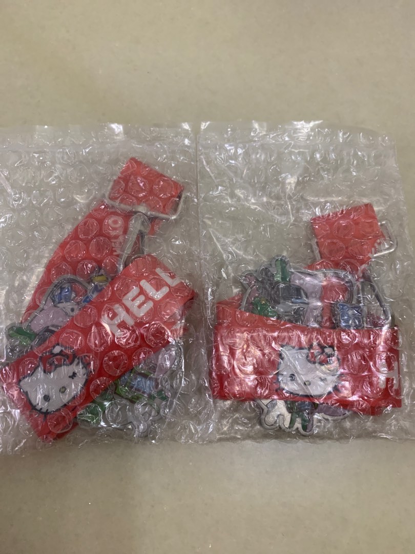 Move Lite Hello Kitty Medal, Hobbies & Toys, Memorabilia & Collectibles ...