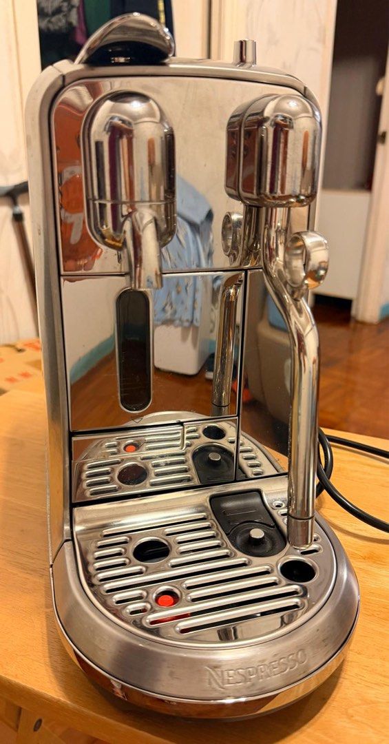 Nespresso J520 Creatista Plus Capsule Coffee Machine, 家庭電器, 廚房電器, 咖啡機及 ...