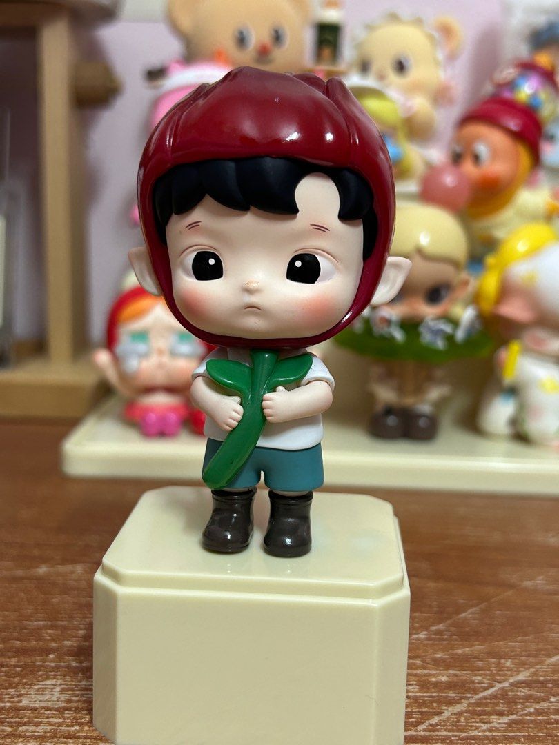 Pop Mart Hachibubu, Hobbies & Toys, Toys & Games on Carousell