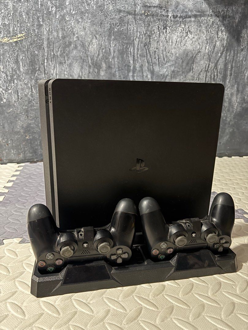 PS4 Slim 500GB (Disc Version), Video Gaming, Video Game Consoles, PlayStation on Carousell