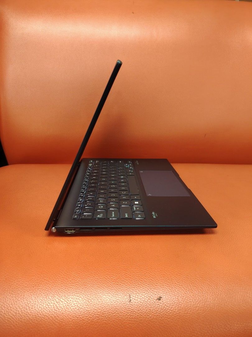 AsUs Zenbook 14 OLED (UX3402ZA)Core i5 12 Gen Ram 8 GB SSD 512 GB ...