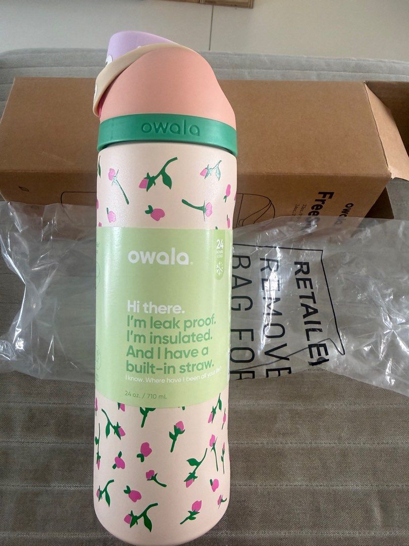BNIB Owala Freesip 24oz/710ml, Furniture & Home Living, Kitchenware & Tableware, Water Bottles ...