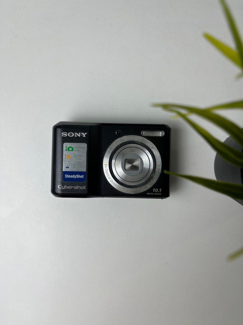 digicam sony cybershot s2000 ccd digital camera, Photography, Cameras on Carousell