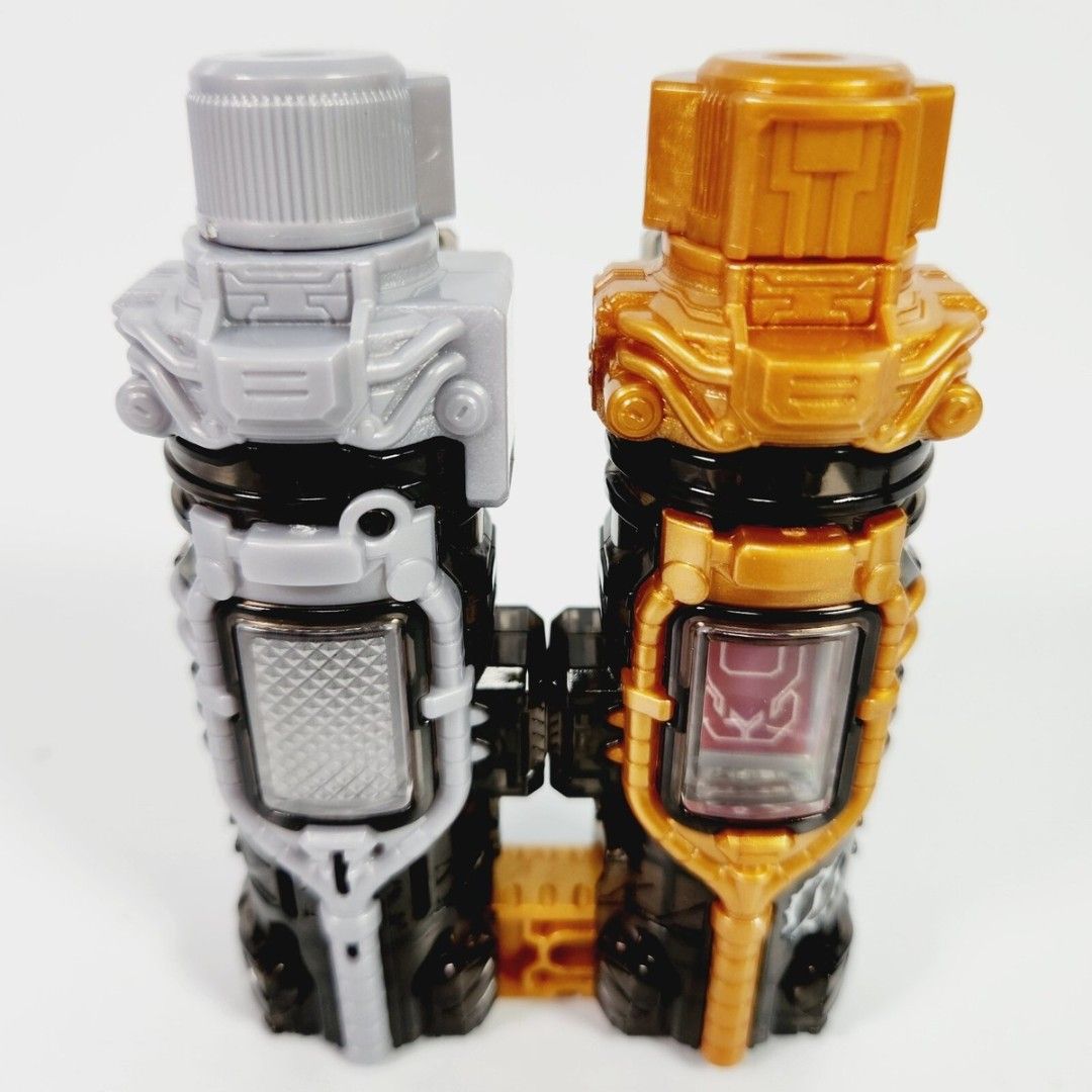 DX Full Full Rabbit Tank Bottle Kamen Rider Build, Hobbies & Toys, Toys ...