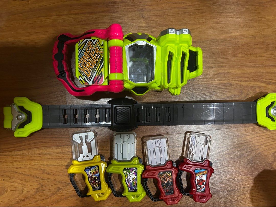 DX Kamen Rider Ex-Aid Gamer Driver + DX Bakusou Bike Gashat + 3 SG Gashats, Hobbies & Toys, Toys ...
