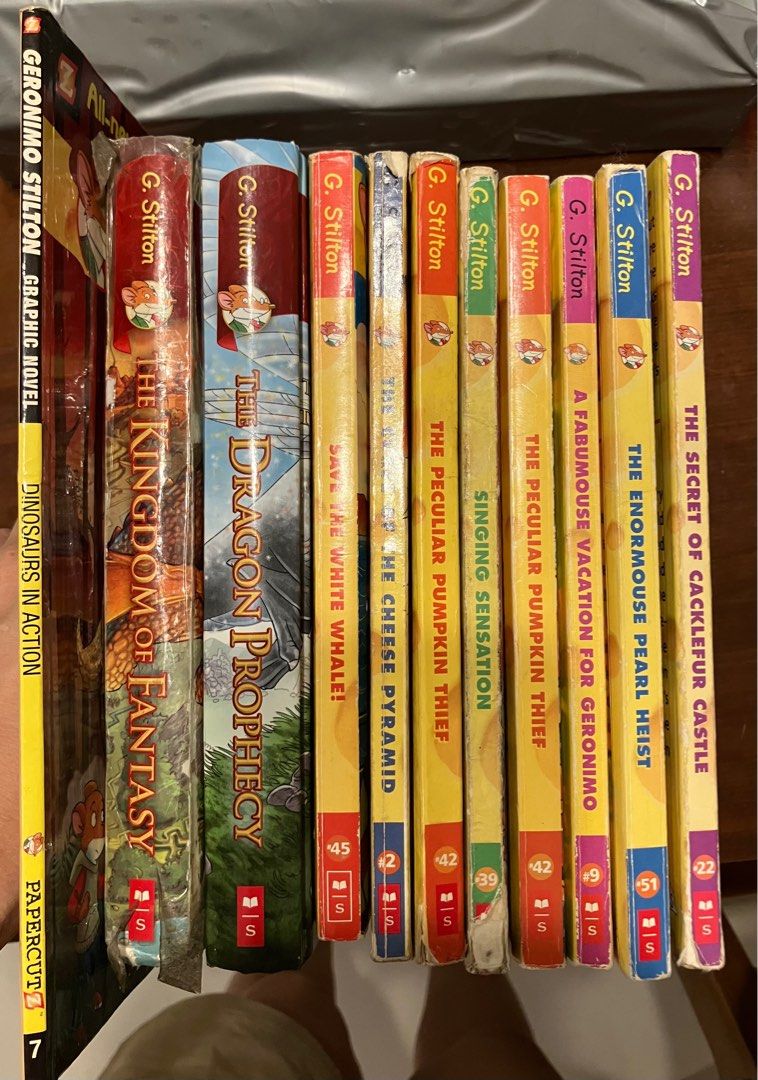 Geronimo Stilton bundle, Hobbies & Toys, Books & Magazines, Children's ...