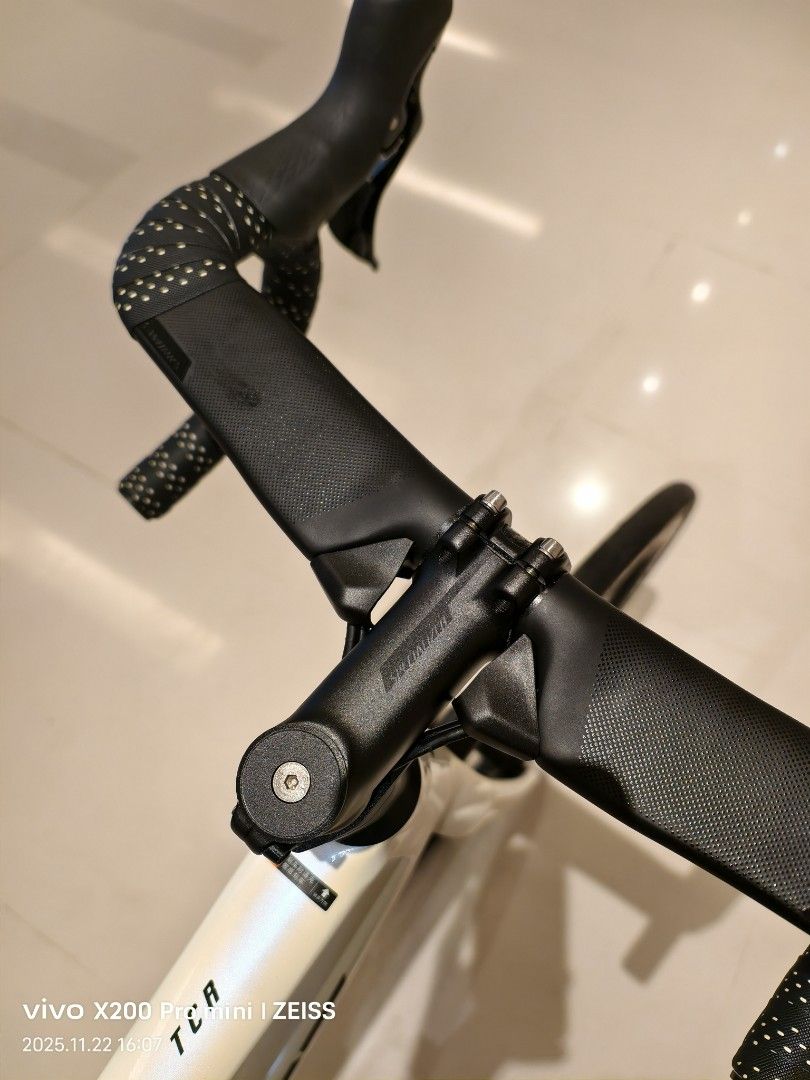 10th Gen Giant TCR Advanced 2 Disc Road Bike, Sports Equipment, Bicycles & Parts, Bicycles on ...