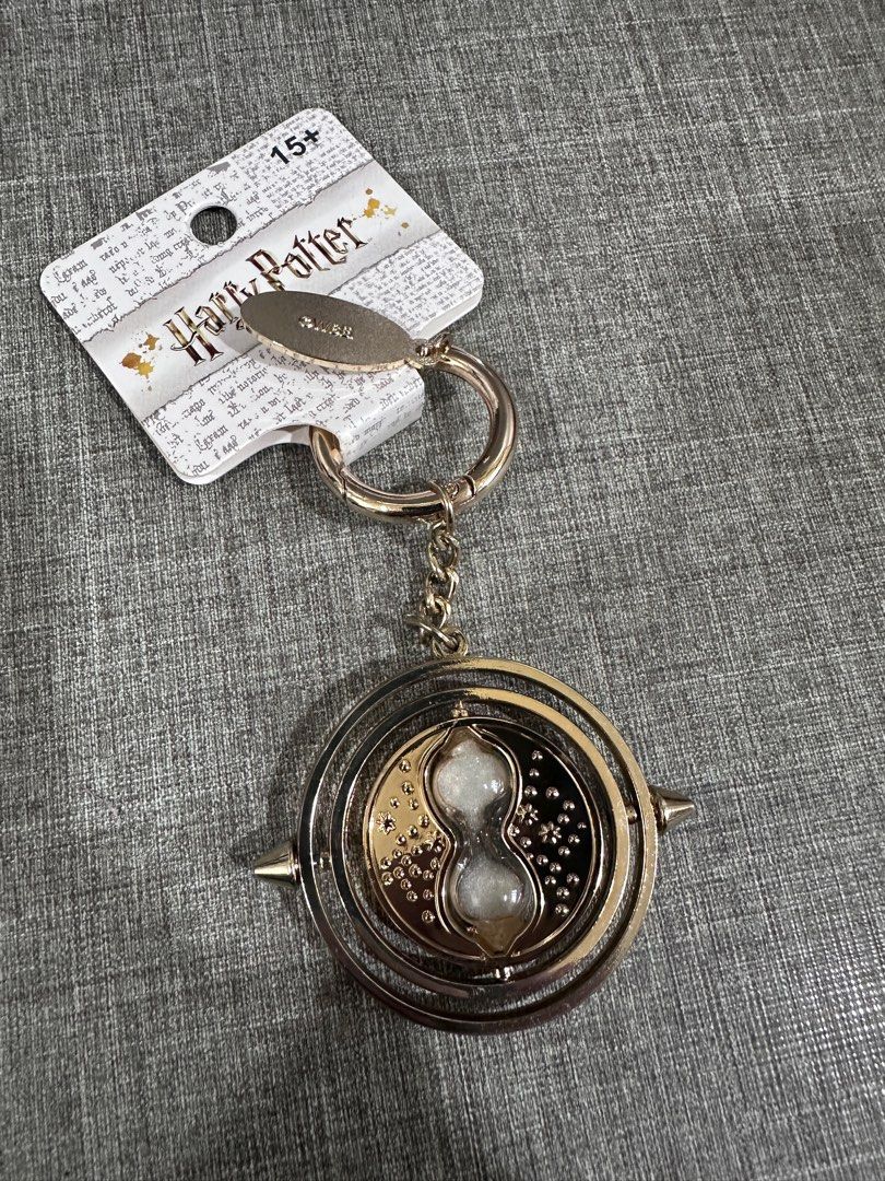 Harry Potter Time Turner Keychain, Hobbies & Toys, Collectibles ...