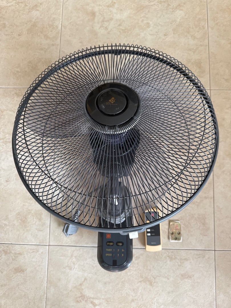 KDK M40MS Electric Wall Fan, Furniture & Home Living, Lighting & Fans ...