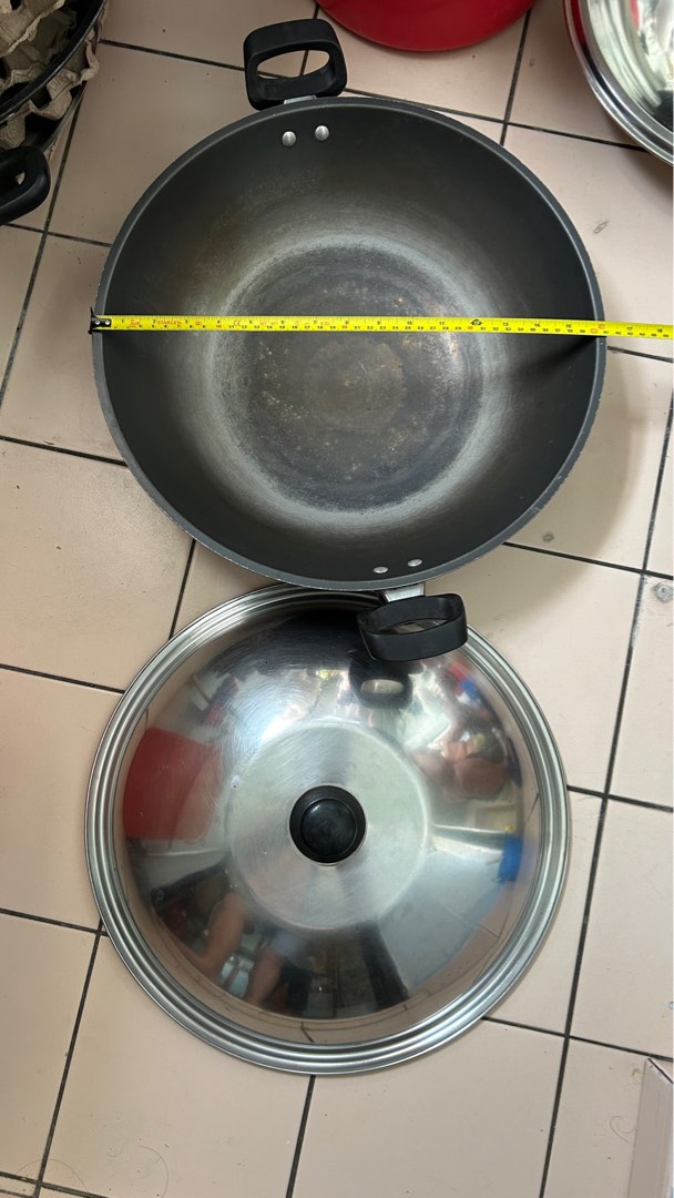 Made in Japan Wok with Lid, Furniture & Home Living, Kitchenware ...
