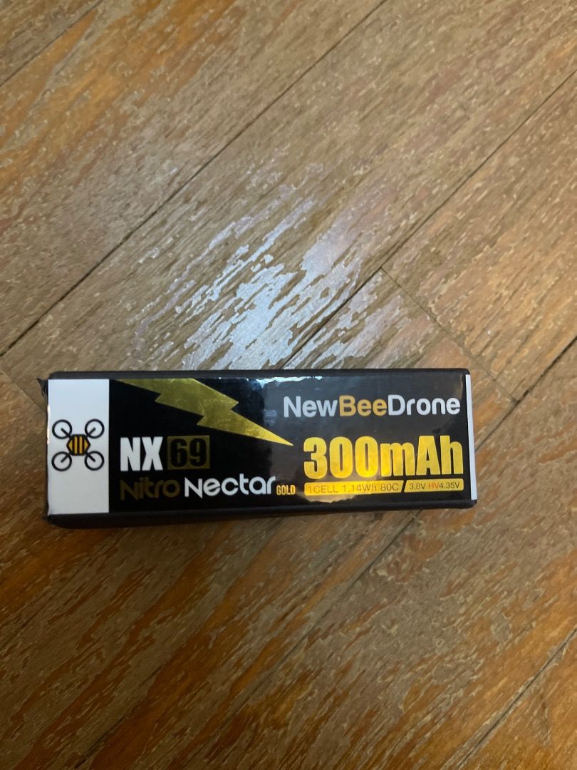 NewBeeDrone NX69 Nitro Nectar 300mAh Battery, Everything Else on Carousell