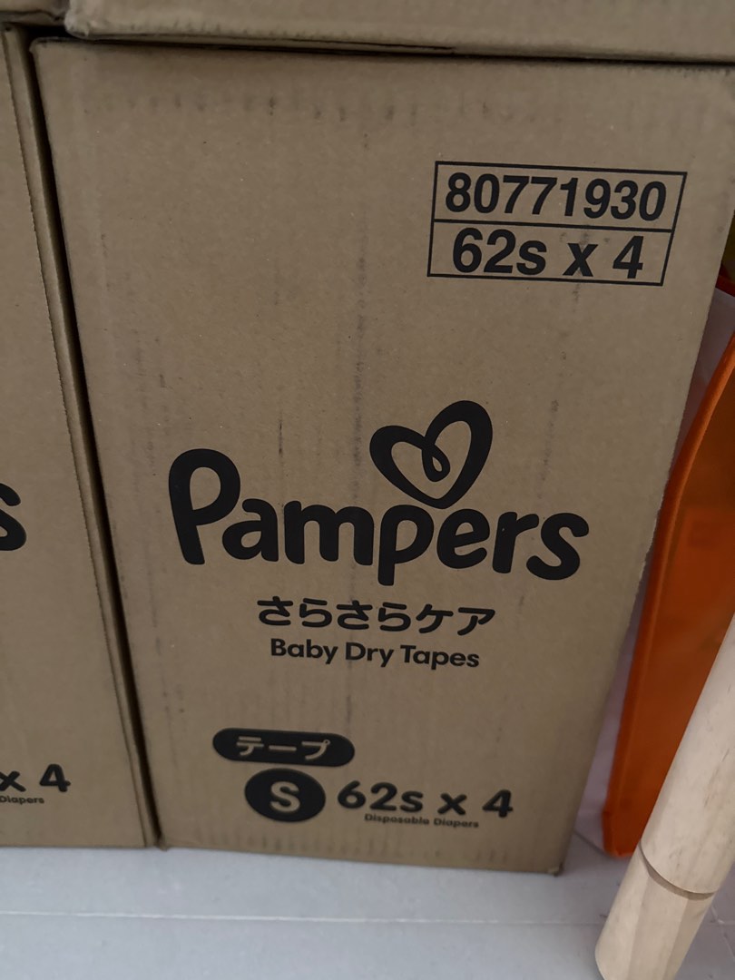 Pampers Premium Baby Dry Tapes - Size S (62s x 4), Babies & Kids ...