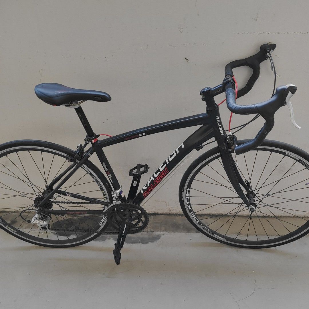Raleigh Road Bike, Sports Equipment, Bicycles & Parts, Bicycles on Carousell