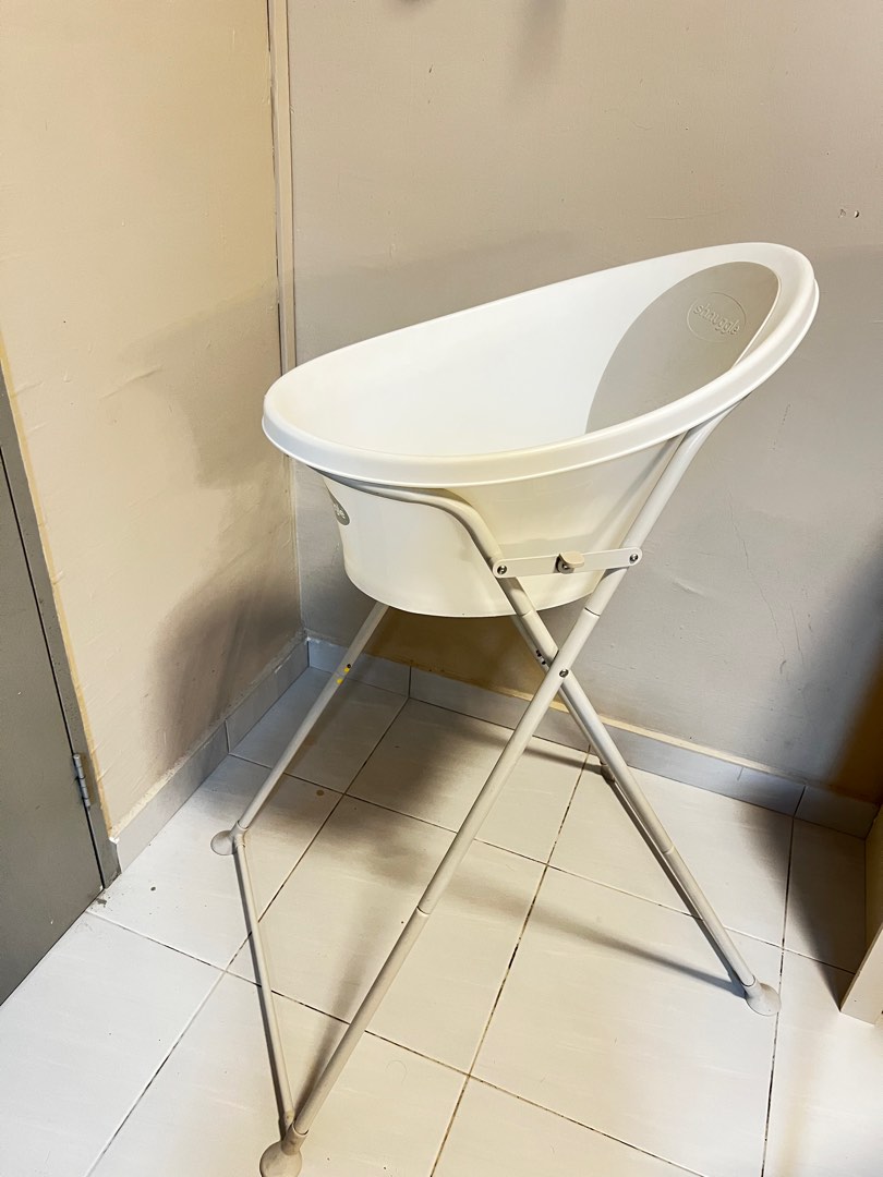 Shnuggle Bath Tub with Folding Stand, Babies & Kids, Bathing & Changing ...