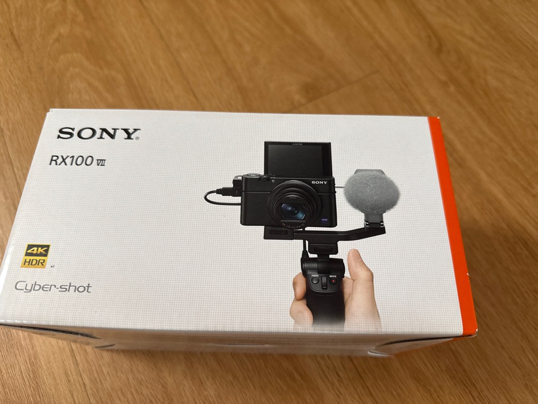 Sony RX100 VII 4K HDR Cyber-shot Camera with kit, Photography, Cameras ...