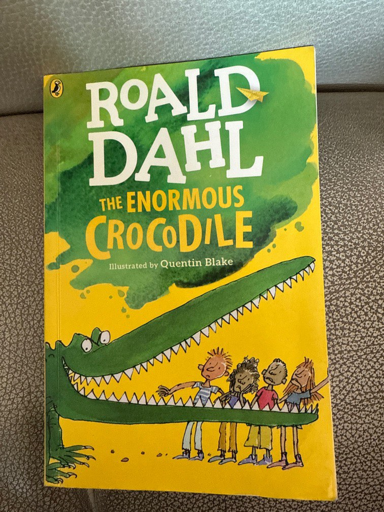 The Enormous Crocodile - Roald Dahl, 興趣及遊戲, 書本 & 文具, 教科書 - Carousell
