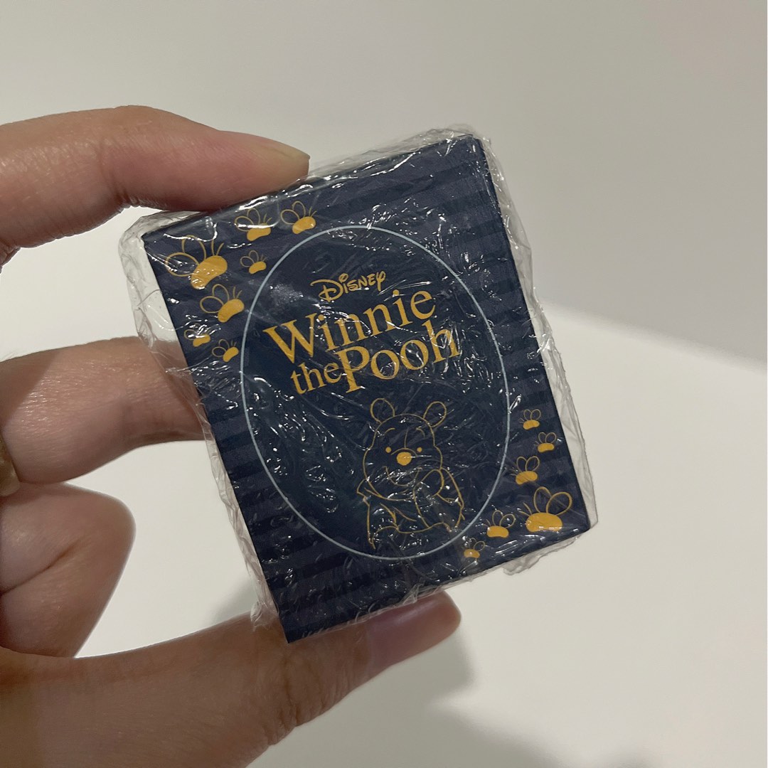 Tiny Book Disney Winnie the Pooh, Buku & Alat Tulis, Buku Anak-Anak di ...