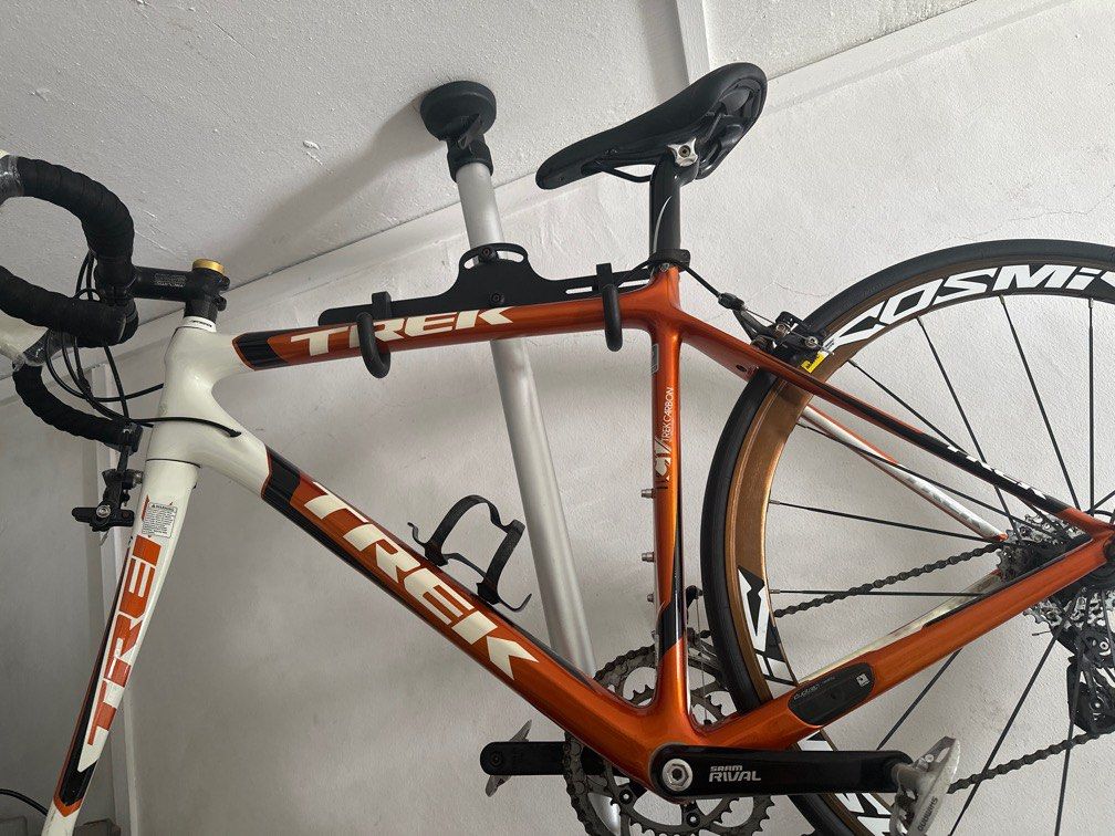 Trek Madone 5.2 Carbon Road Bike, Sports Equipment, Bicycles & Parts, Bicycles on Carousell