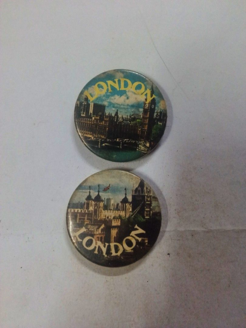 Vintage London Pin Button Badges, Hobbies & Toys, Collectibles ...