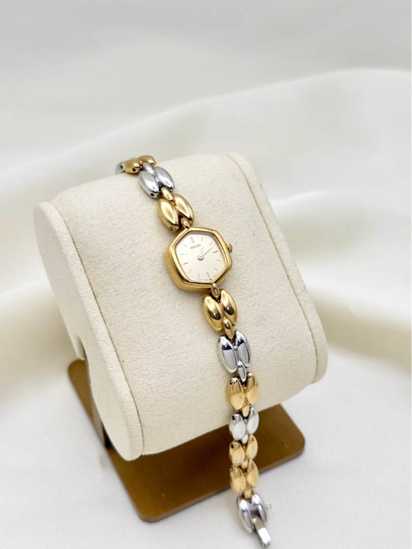 Seiko Petite Hexagonal Vintage Watch, Women's Fashion, Watches ...