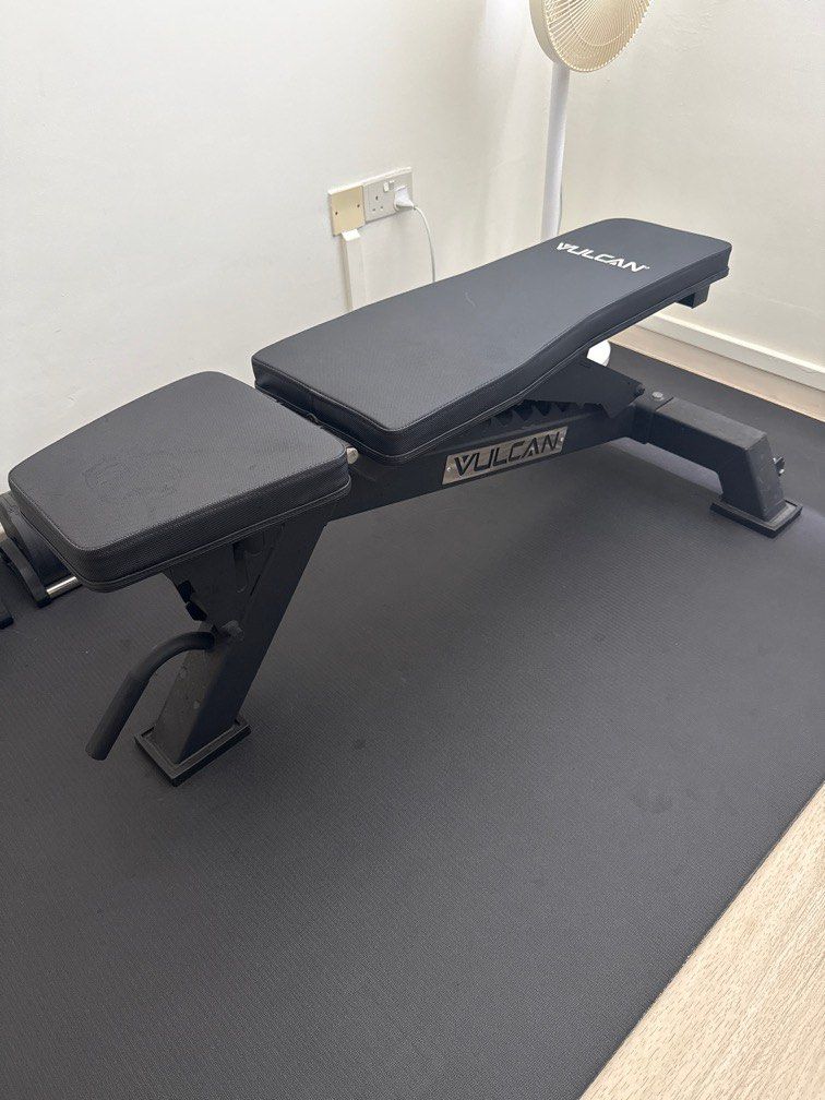VULCAN Prime Adjustable bench + gym mat, Sports Equipment, Other Sports ...