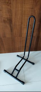 Bike Stand - Rear Wheel, Sports Equipment, Bicycles & Parts, Parts & Accessories on Carousell