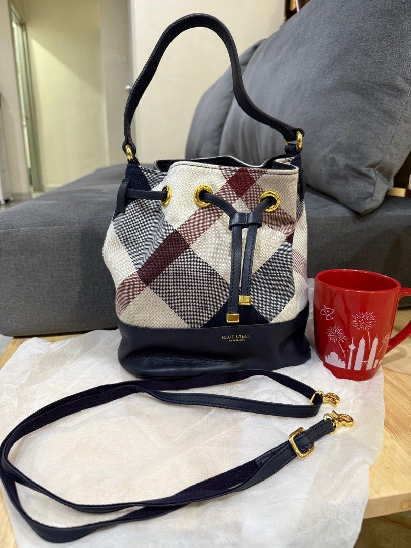 Blue Label Crestbridge Bucket Bag, Women's Fashion, Bags & Wallets ...