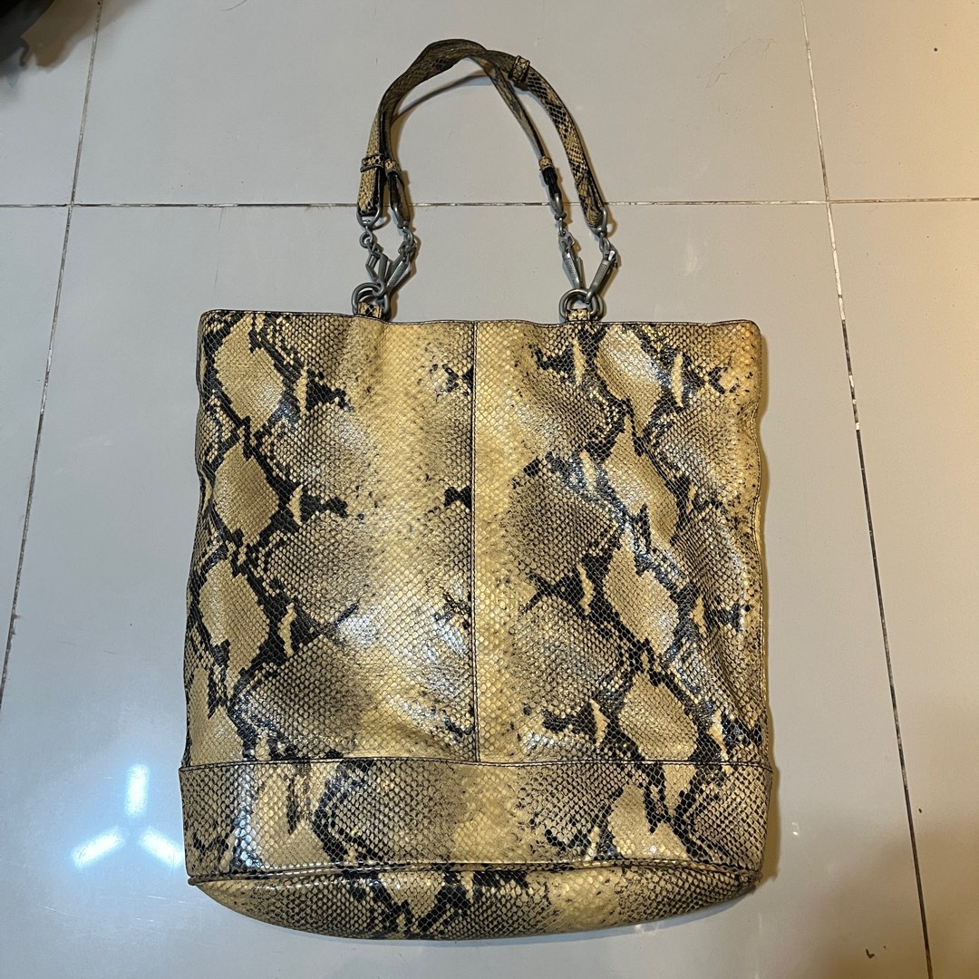 Club Monaco Snakeskin Tote Bag, Women's Fashion, Bags & Wallets, Tote ...