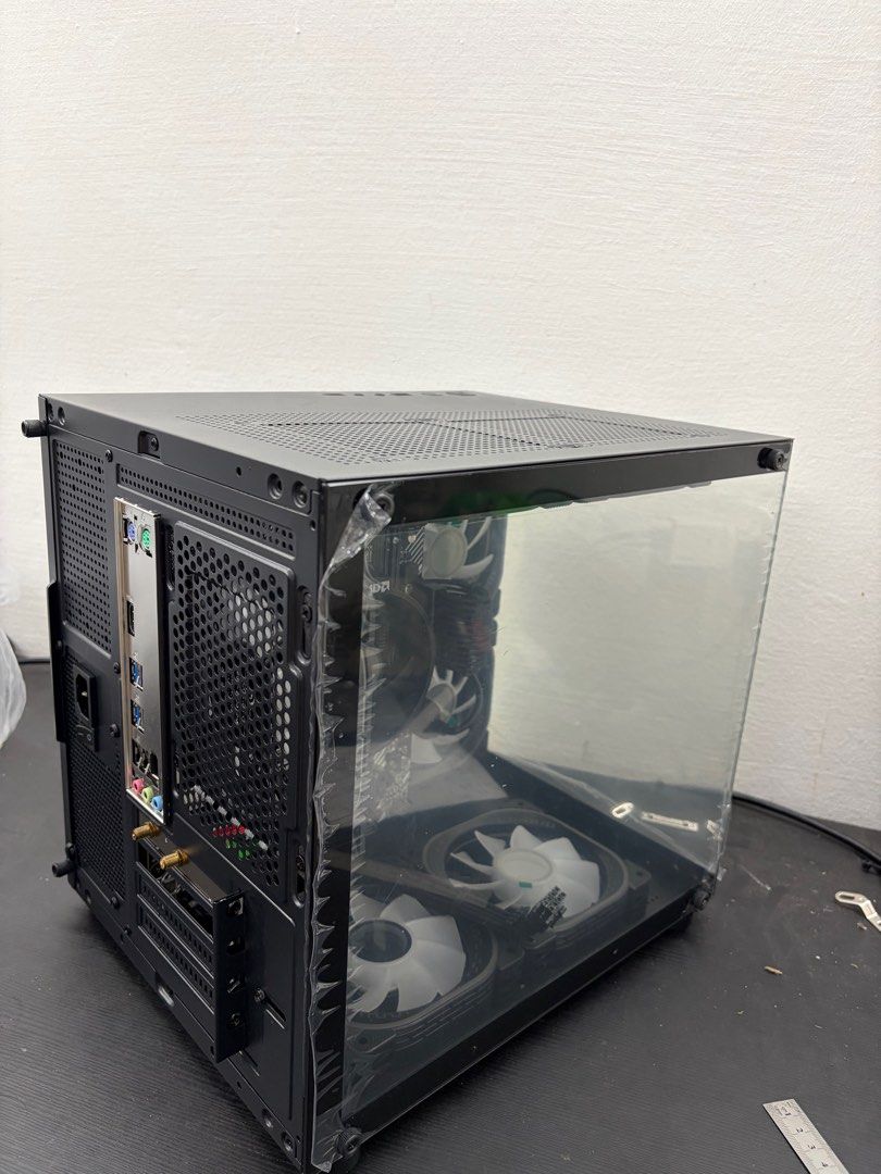 Lian Li O11 Dynamic PC Case, Computers & Tech, Parts & Accessories ...